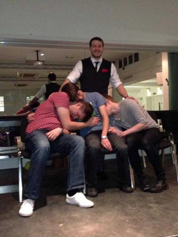 Aaron Calvert hypnosis - Aaron Calvert - Mind Reader