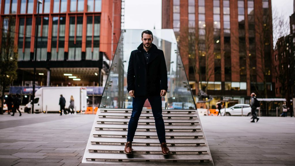 Aaron Calvert | Mind Reader & Hypnotist | Watch on Channel 4